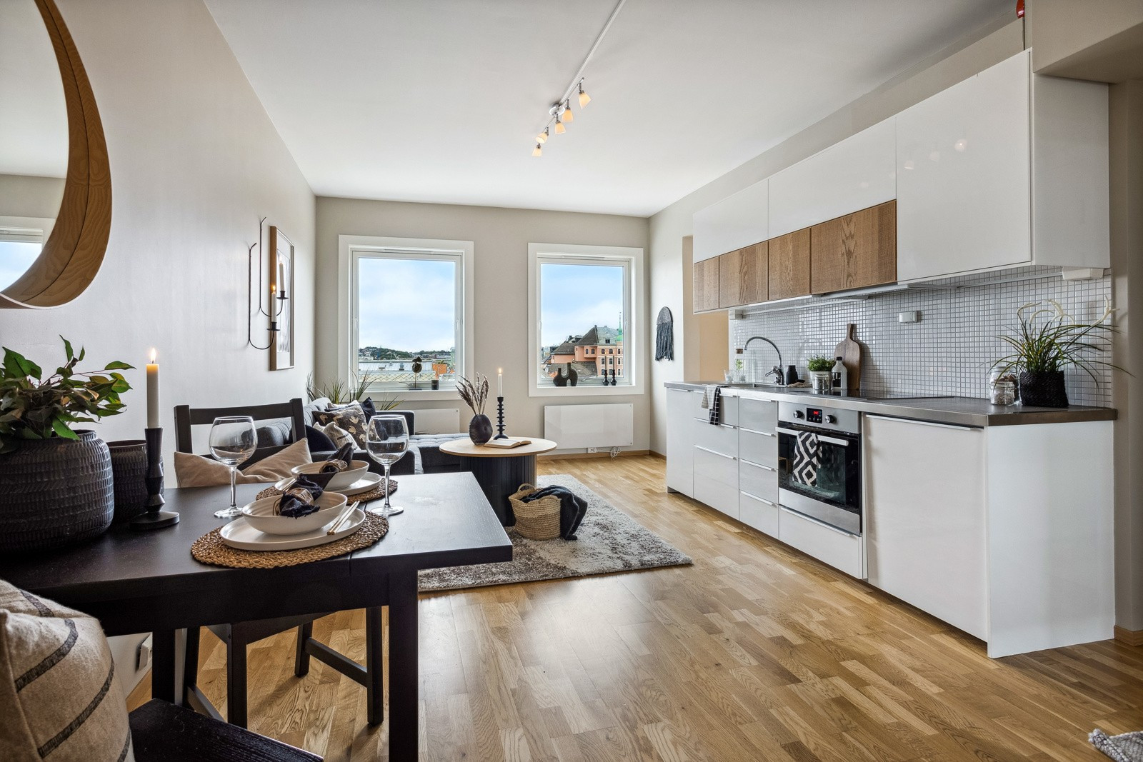 Sandgata 2 solgt av Geir Einar Moen